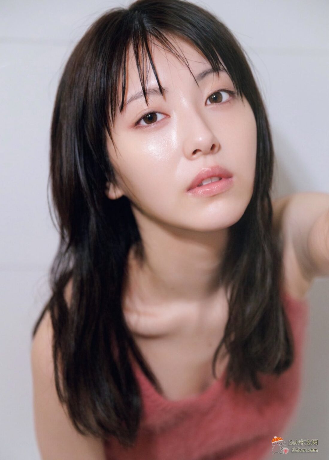 2ch：滨边美波（24岁）出席性感身材写真集的发布会 - 2ch中文网